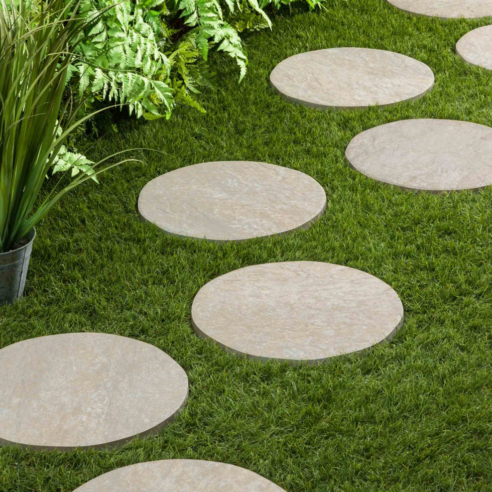 Pas japonais : un chemin dans votre jardin | RO'MA Nature