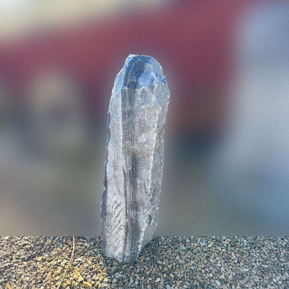 Monolithes et Menhirs pierre naturelle | Déco de jardin | RO'MA Nature