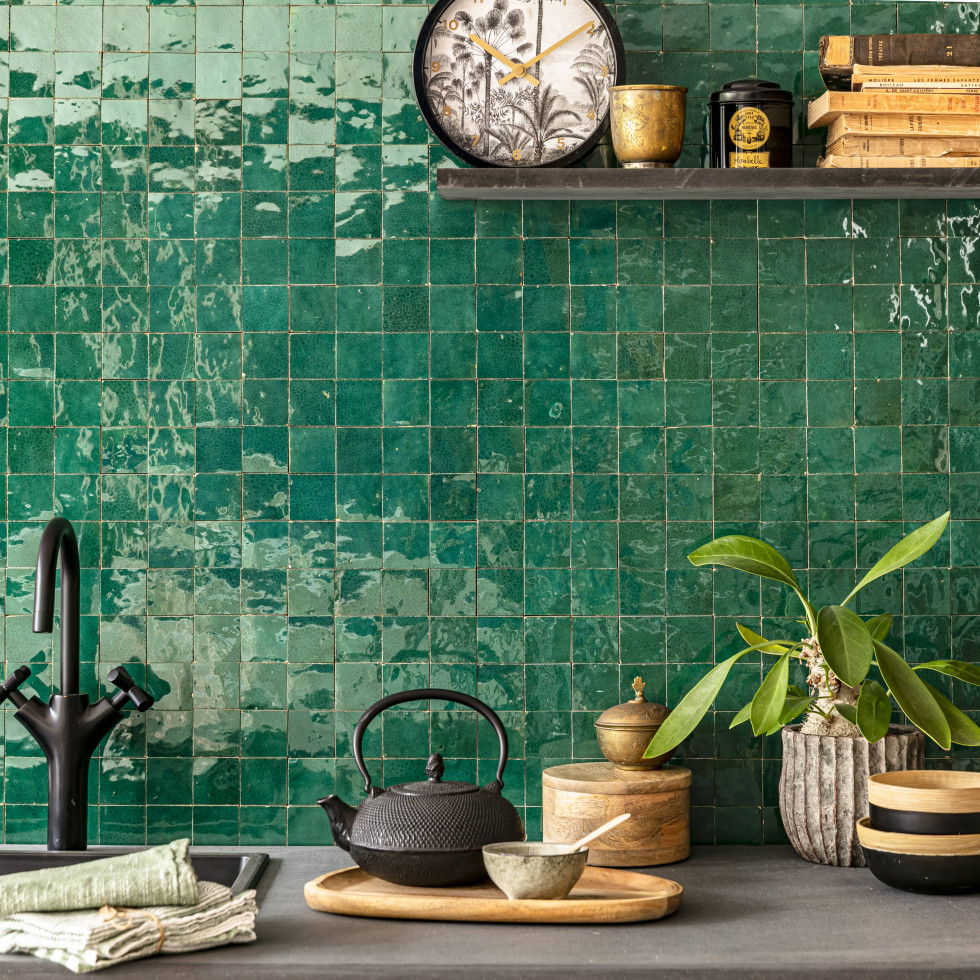 5 inspirations de zelliges verts en cuisine - LeBlog